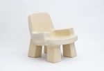 AMBIENTES | Fudge chair por el estudio británico Faye Toogood