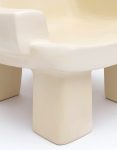 AMBIENTES | Fudge chair por el estudio británico Faye Toogood