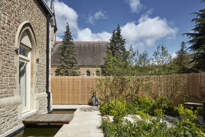 AMBIENTES | The Lodge por Simon Gill Architects