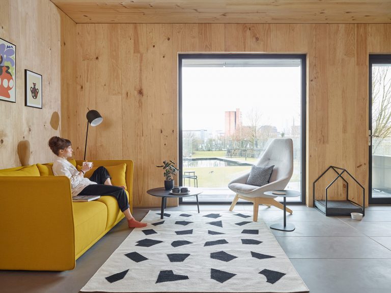 AMBIENTES | Row House por House by Urban Splash