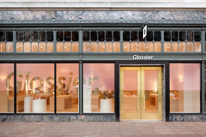 AMBIENTES | Tienda Glossier Boston por Glossier Team
