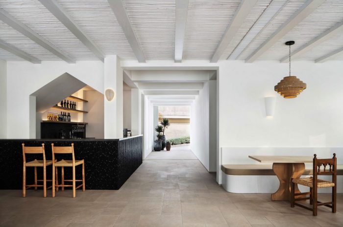 AMBIENTES | Miyue Blue and White Island Pool Homestay por GS Design