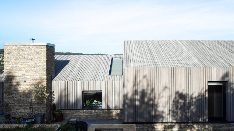 AMBIENTES | Modern Barn por la firma británica Coffey Architects