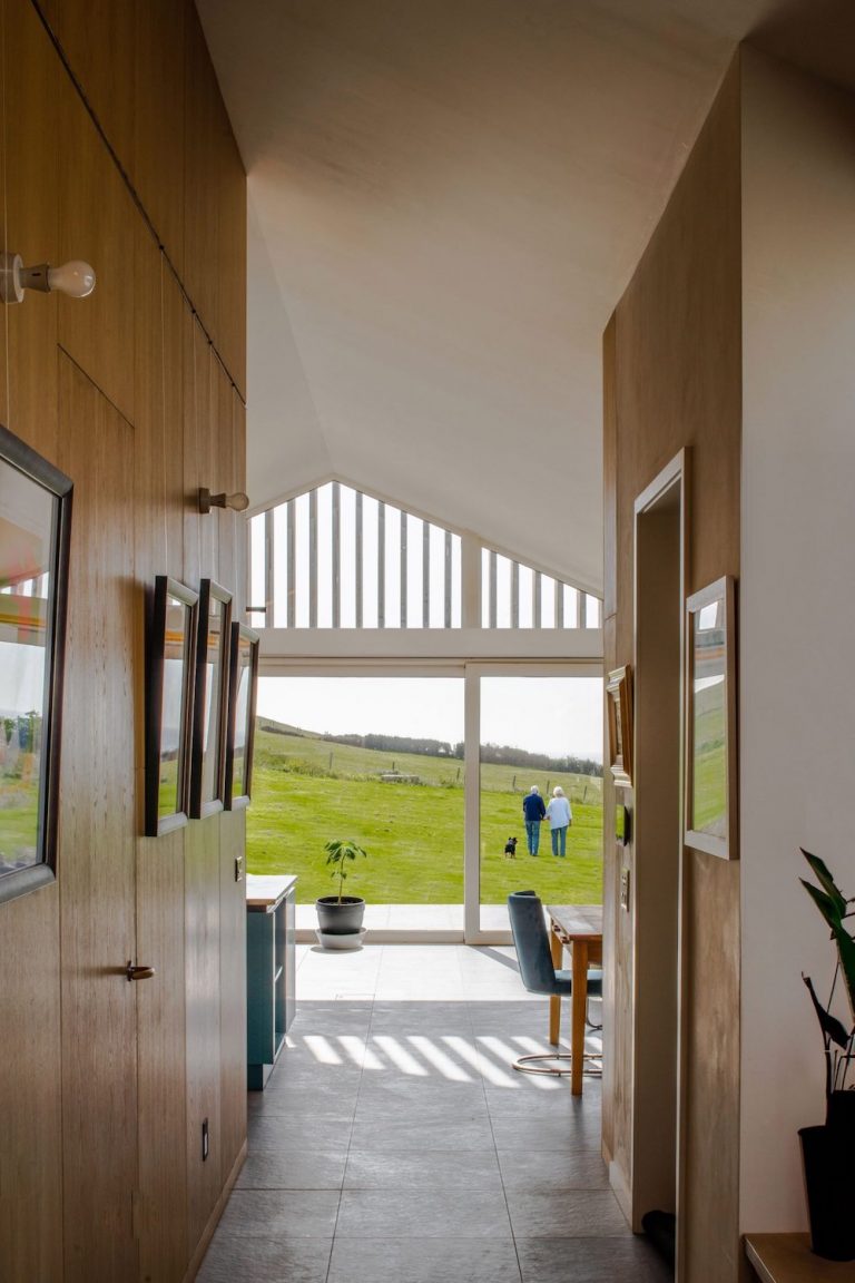AMBIENTES | Modern Barn por la firma británica Coffey Architects