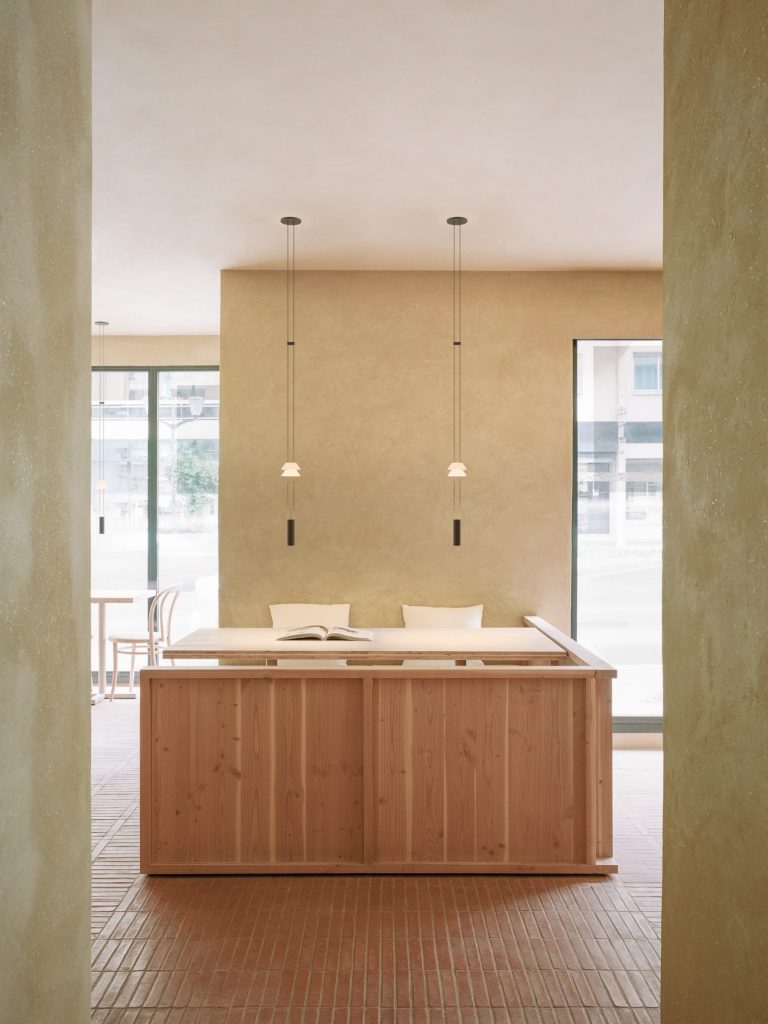 AMBIENTES | Flamingo Mini por Antoni Arola