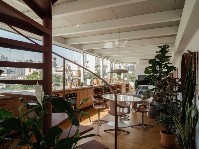 AMBIENTES | Cobertura Amaralina por el estudio brasileño Undiú