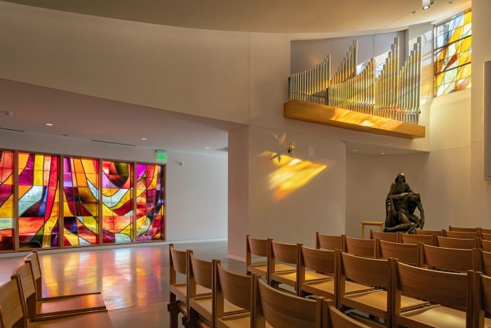 AMBIENTES | RAINBOW CHAPEL